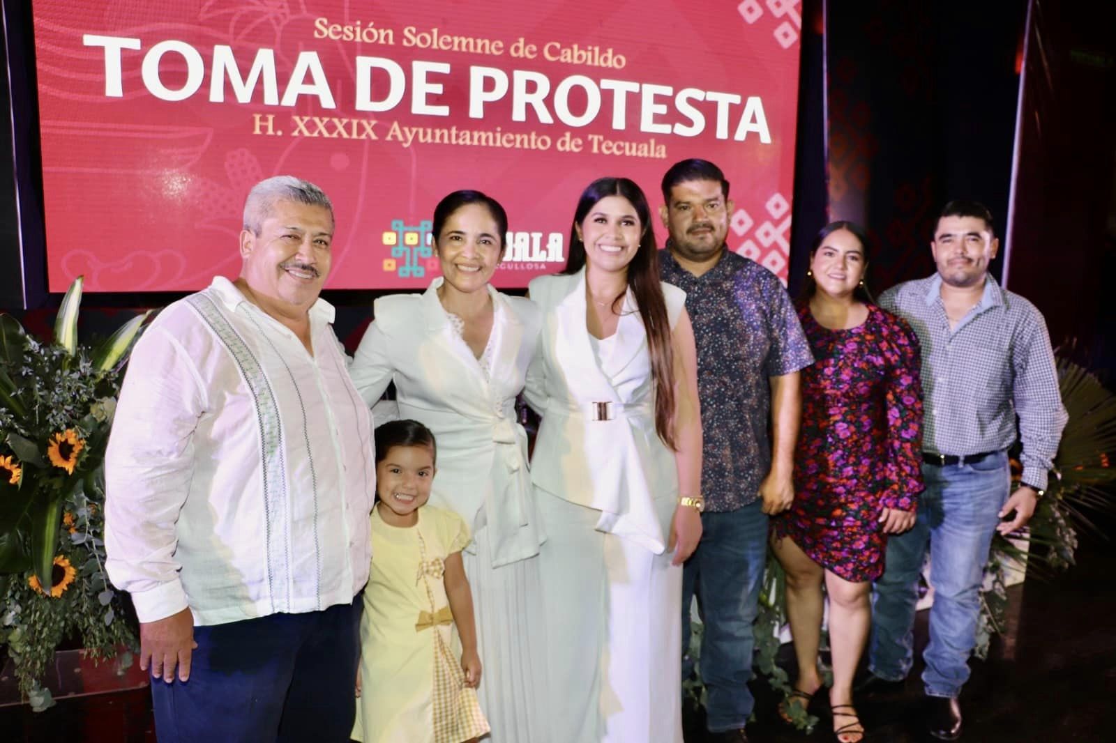 Toma de protesta Nora Lilia Burgara